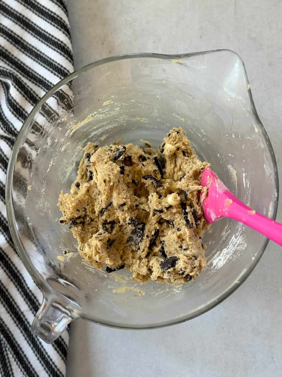Edible Cookies and Cream Cookie Dough