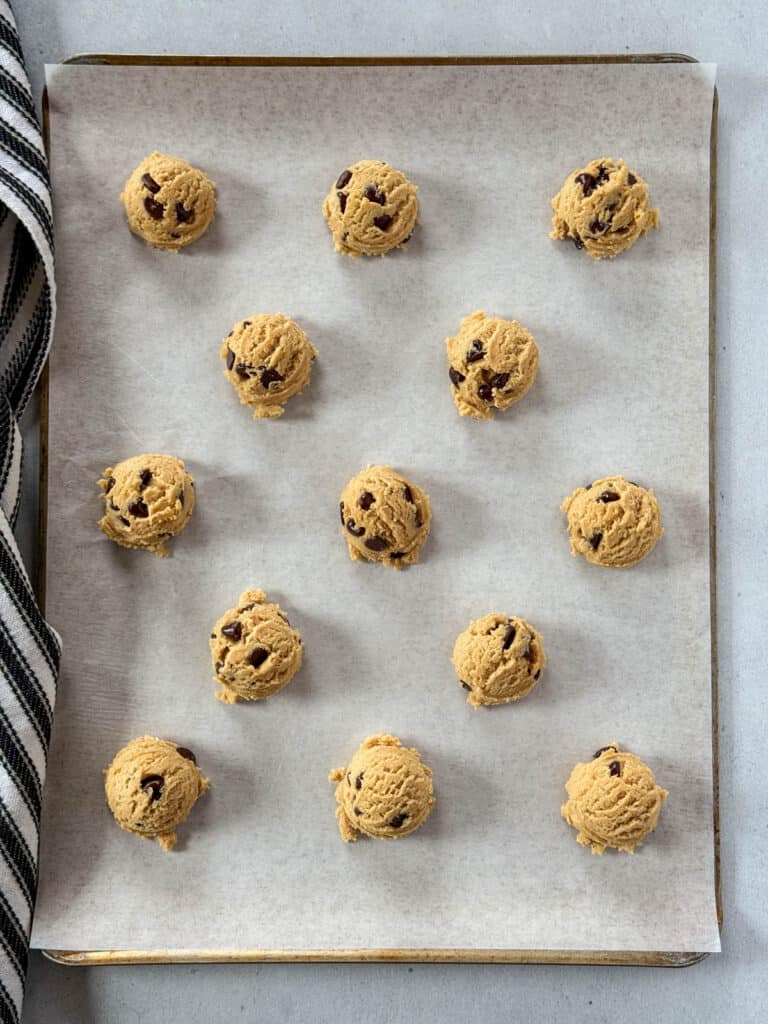 Chocolate Chip Peanut Butter Cookies
