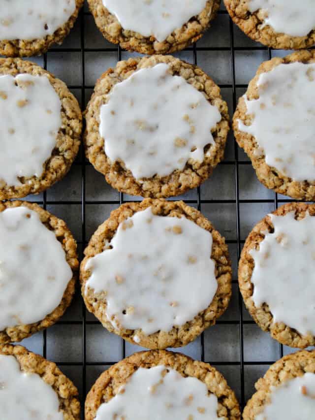 Iced Oatmeal Cookies